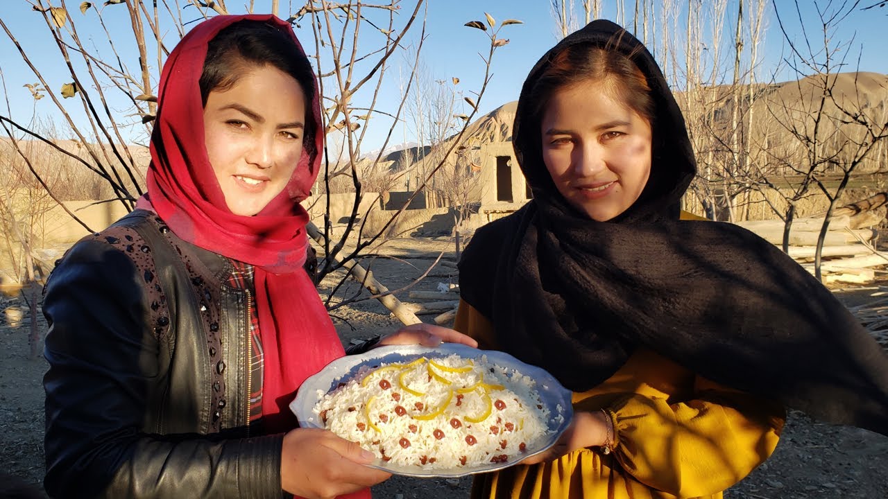 Afghanistsan Village Cooking |Keshmish Palaw| Village Life style - YouTube