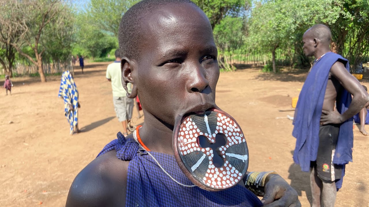 Ethiopian Tribes THE MURSI PEOPLE- These are believed to be the first ...