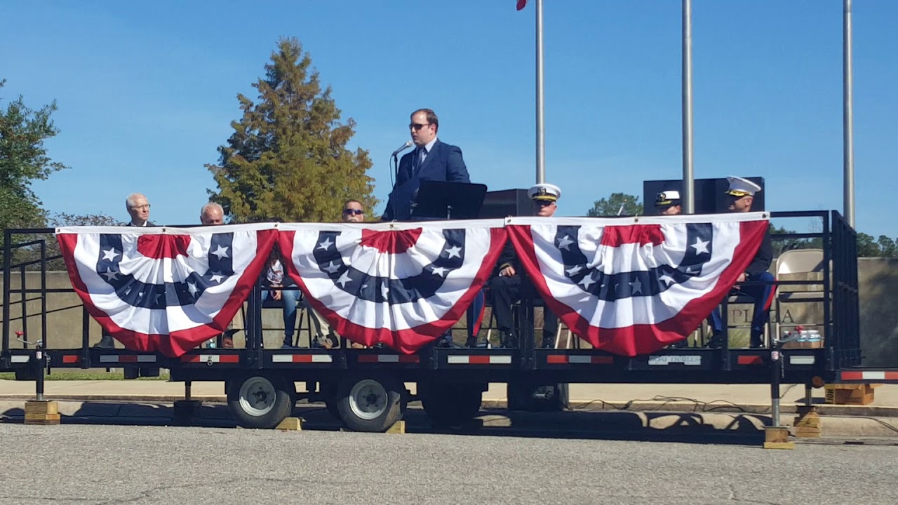 Milton Mayor Wesley Meiss recites a Veterans Day proclamation - YouTube