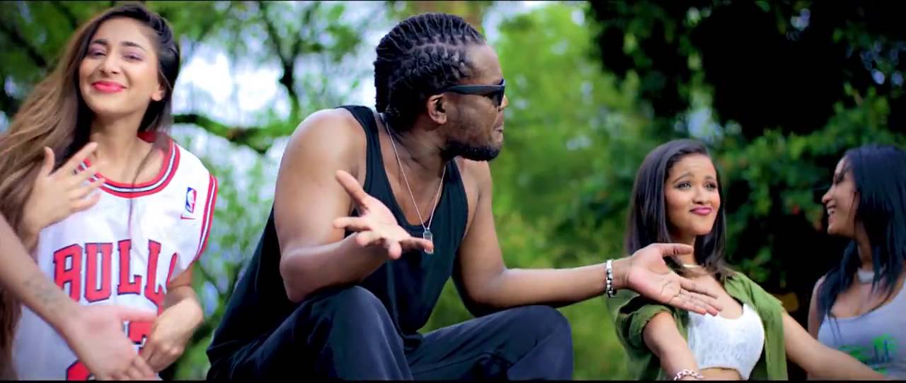 FID Q ft TAZ WALK IT OFF OFFICIAL VIDEO - YouTube