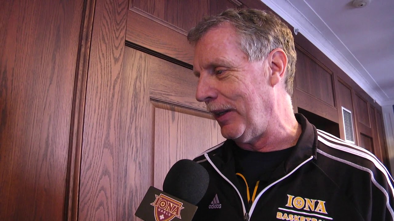 Tim Cluess on earning MAAC Coach of the Year - YouTube