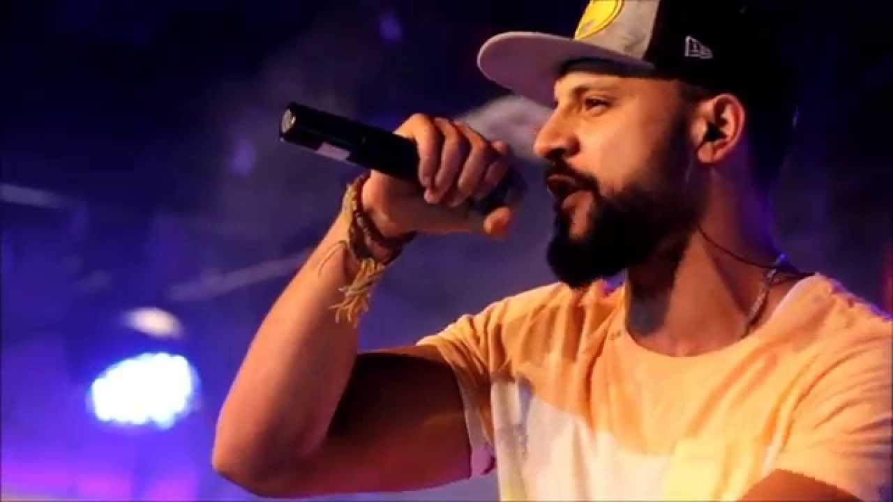 Zap Tharwat -Kefaiya -LIVE -El Sawy Concert \ زاب ثروت - كفايه - من ...