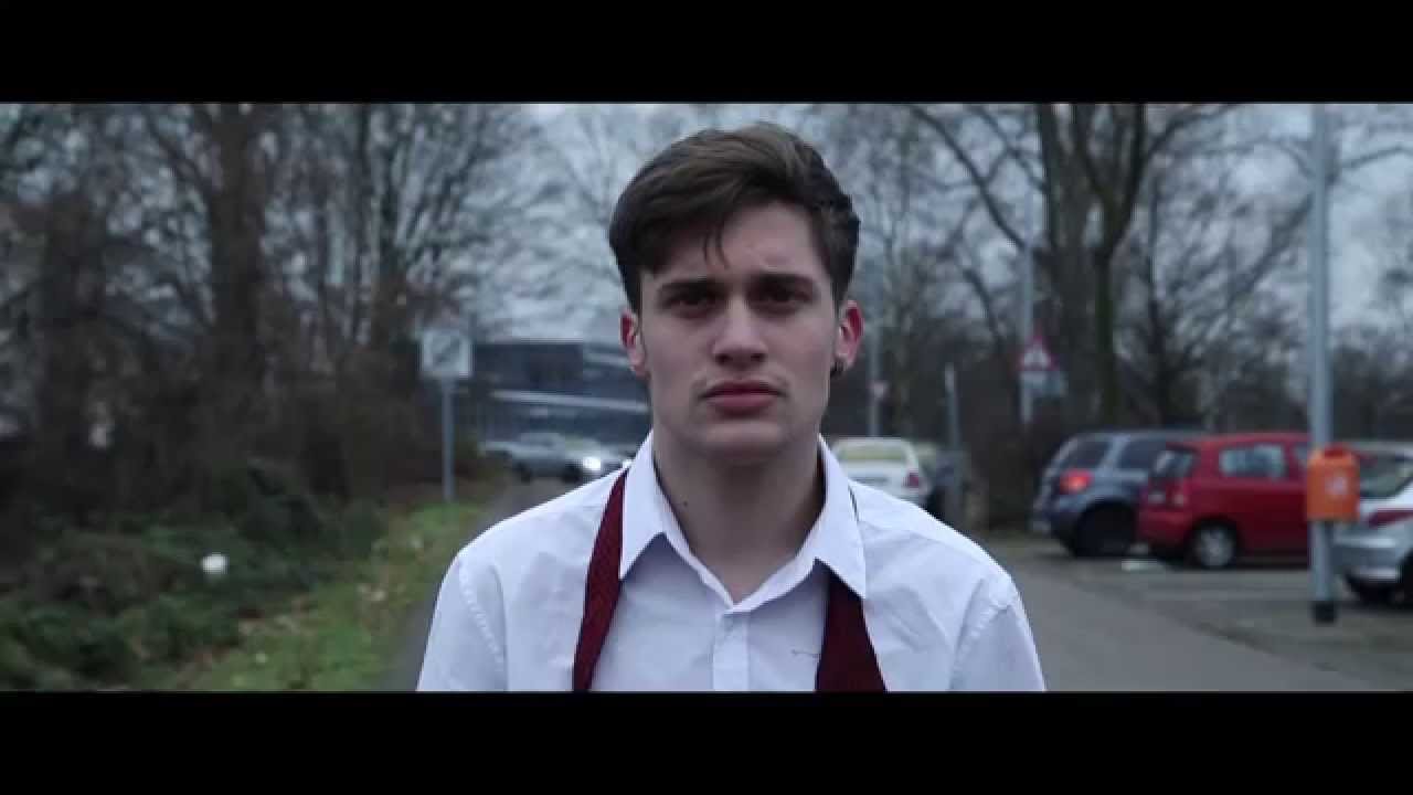''SCHULDIG" - Kurzfilm 2015 (Nanouk Hoepner) - YouTube