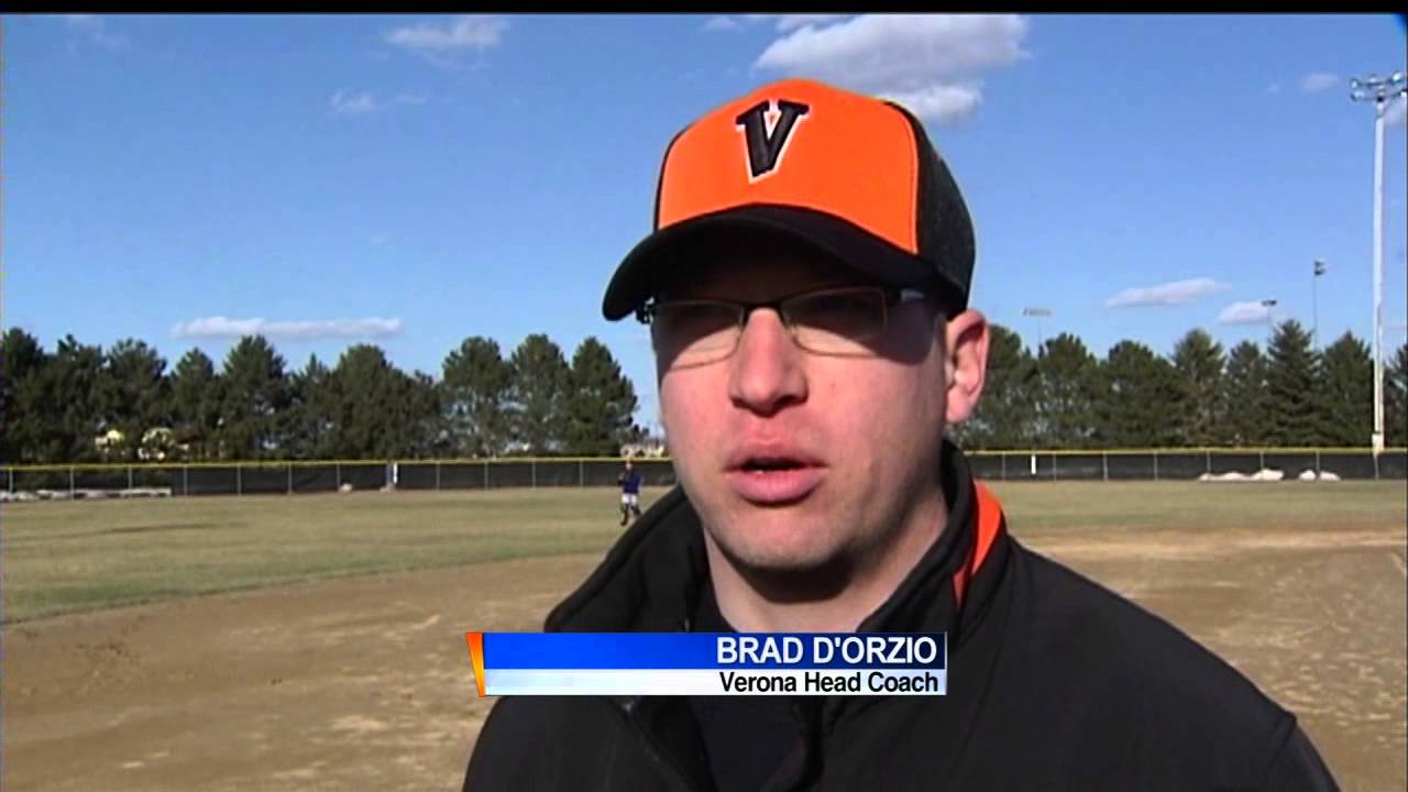 Soggy fields hold up baseball - YouTube