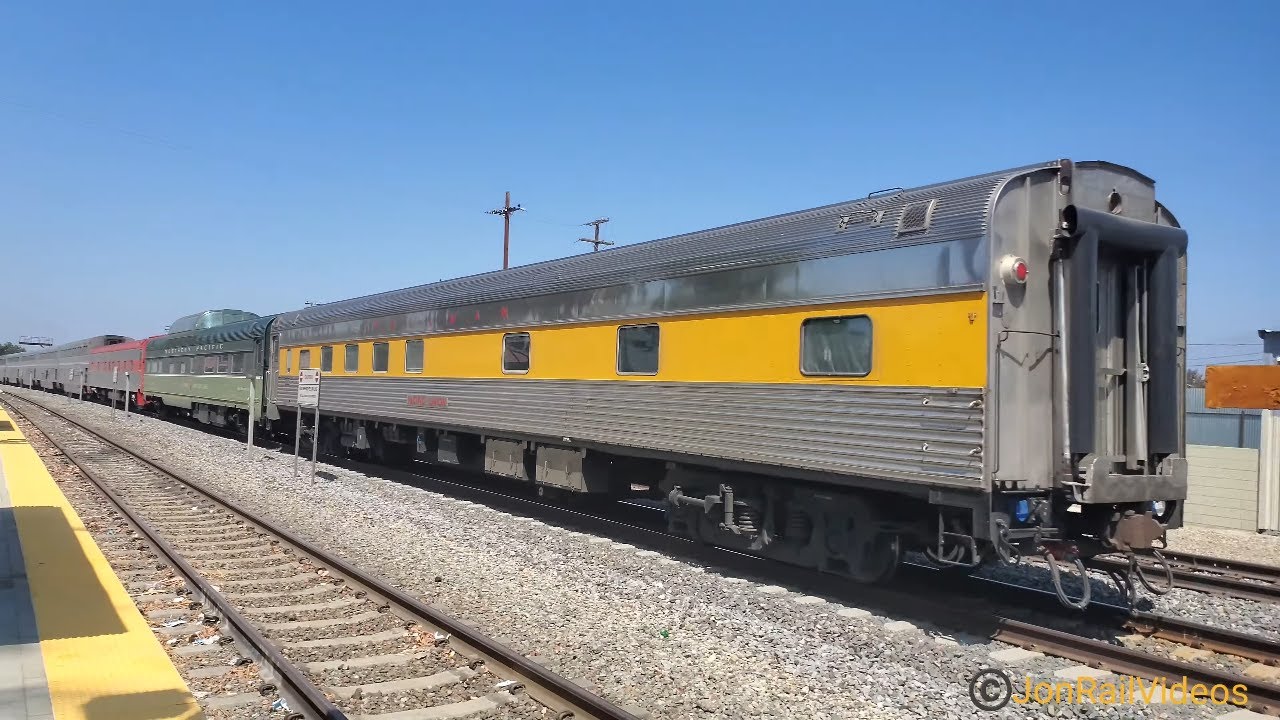 9/15/21 Amtrak Sunset Limited 1 with 3 private railcars flies through ...