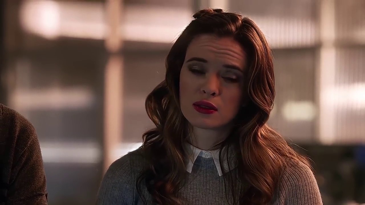 The Flash 3x15 Barry Finds Out Caitlin Betrayed Team Flash - YouTube