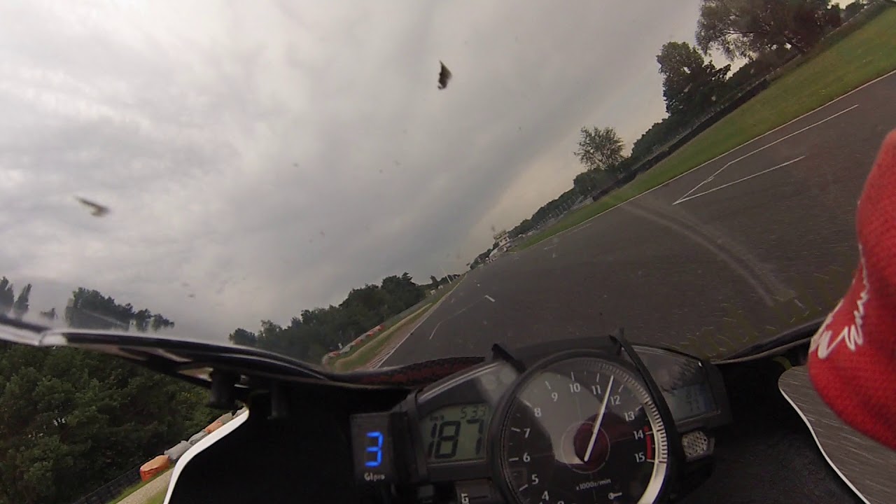 Bart na Tor Poznań 11.08.2017 Time 1:47:136 Yamaha RN19 + Łukasz ...