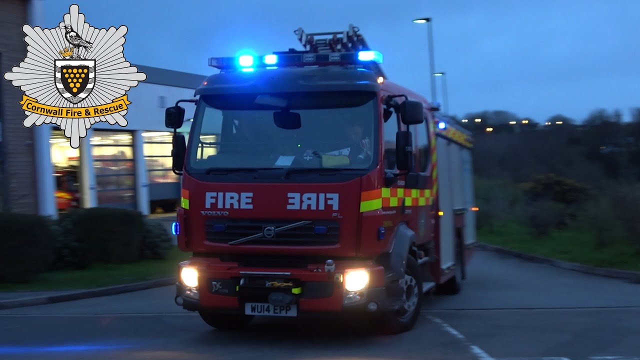 DOUBLE | Double Turn-Out with GERMAN-style fire engine - Cornwall Fire ...