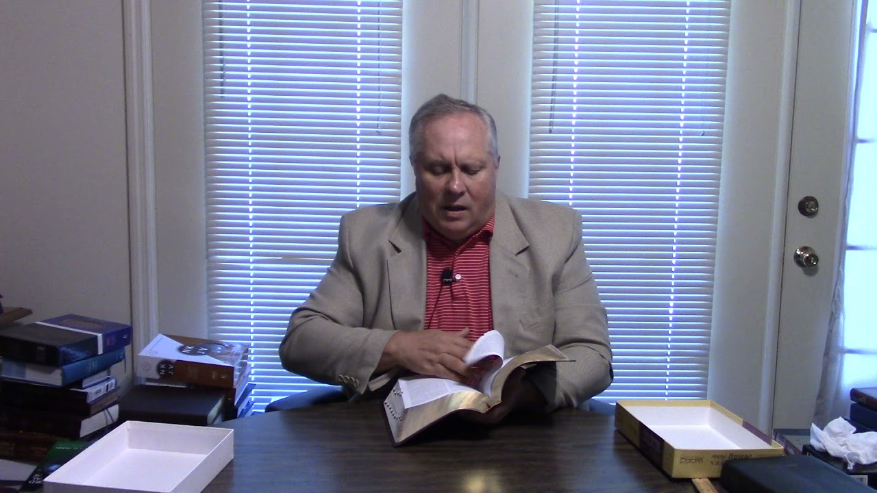 How To Use The New Defender’s Study Bible KJV l Review - YouTube