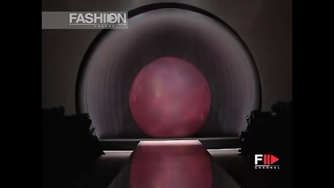 Celine spring-summer 2006 OFFICIAL AND ORIGINAL VIDEO - YouTube