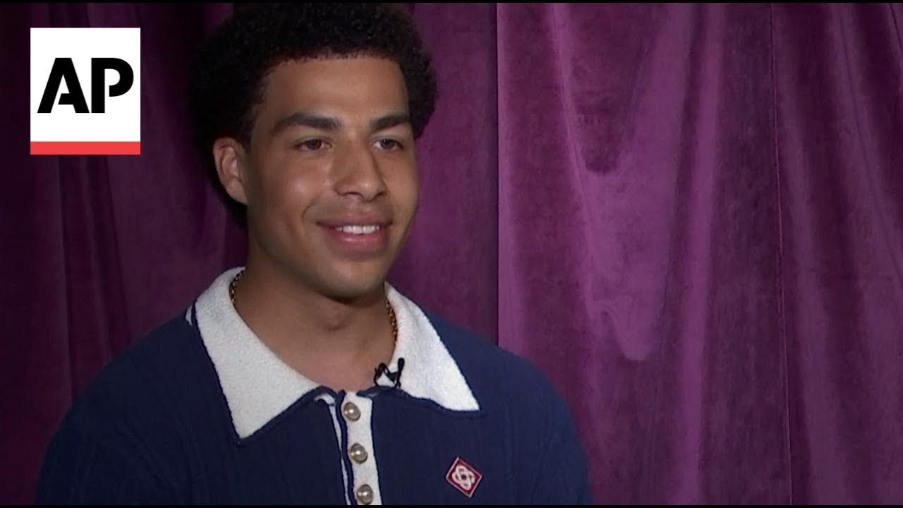 Marcus Scribner says goodbye to 'grown-ish,' dreams of starring in 'Batman' movies - YouTube