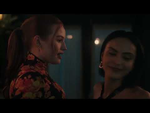 Riverdale 6x22 ⧸ Kiss Scene — Veronica and Cheryl Camila Mendes and Madelaine Petsch #000