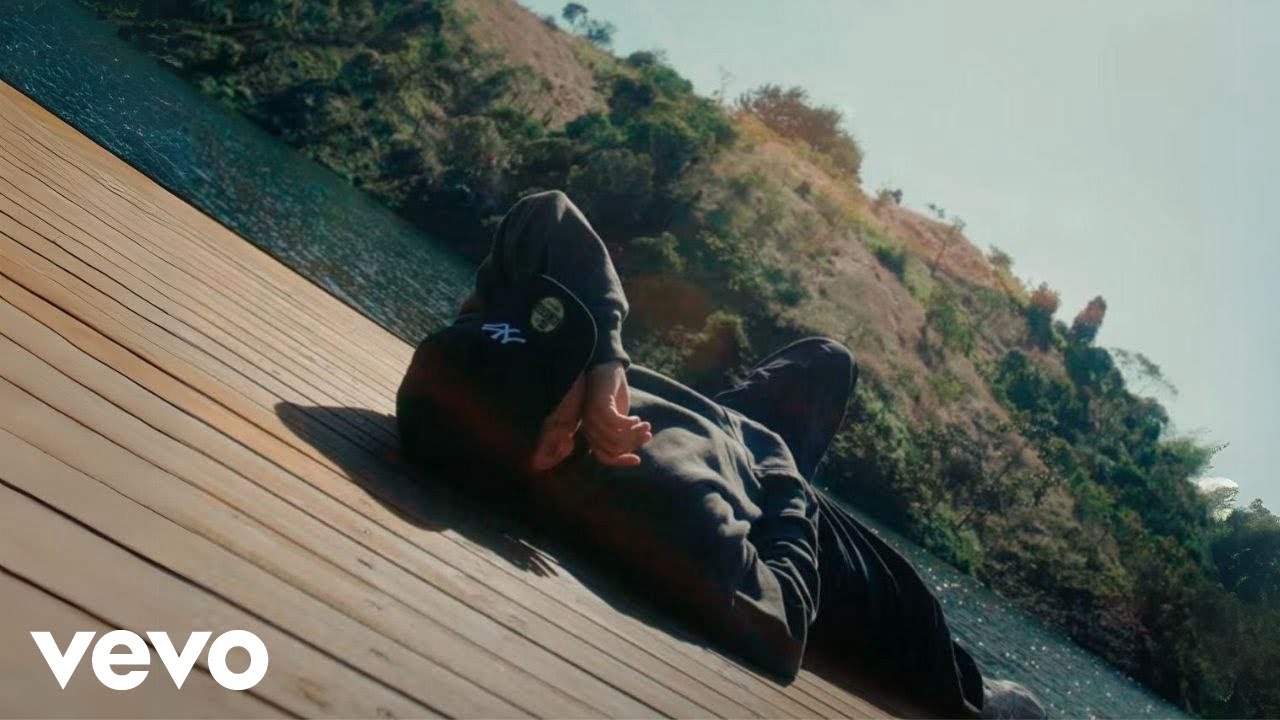 Andry Kiddos - Mi Complejo (Official Video) - YouTube