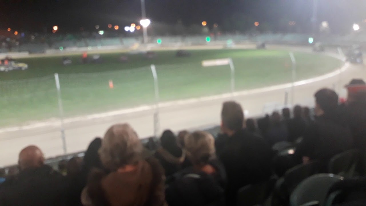 Sprint car championship 2018 (palmerston north speedway) - YouTube