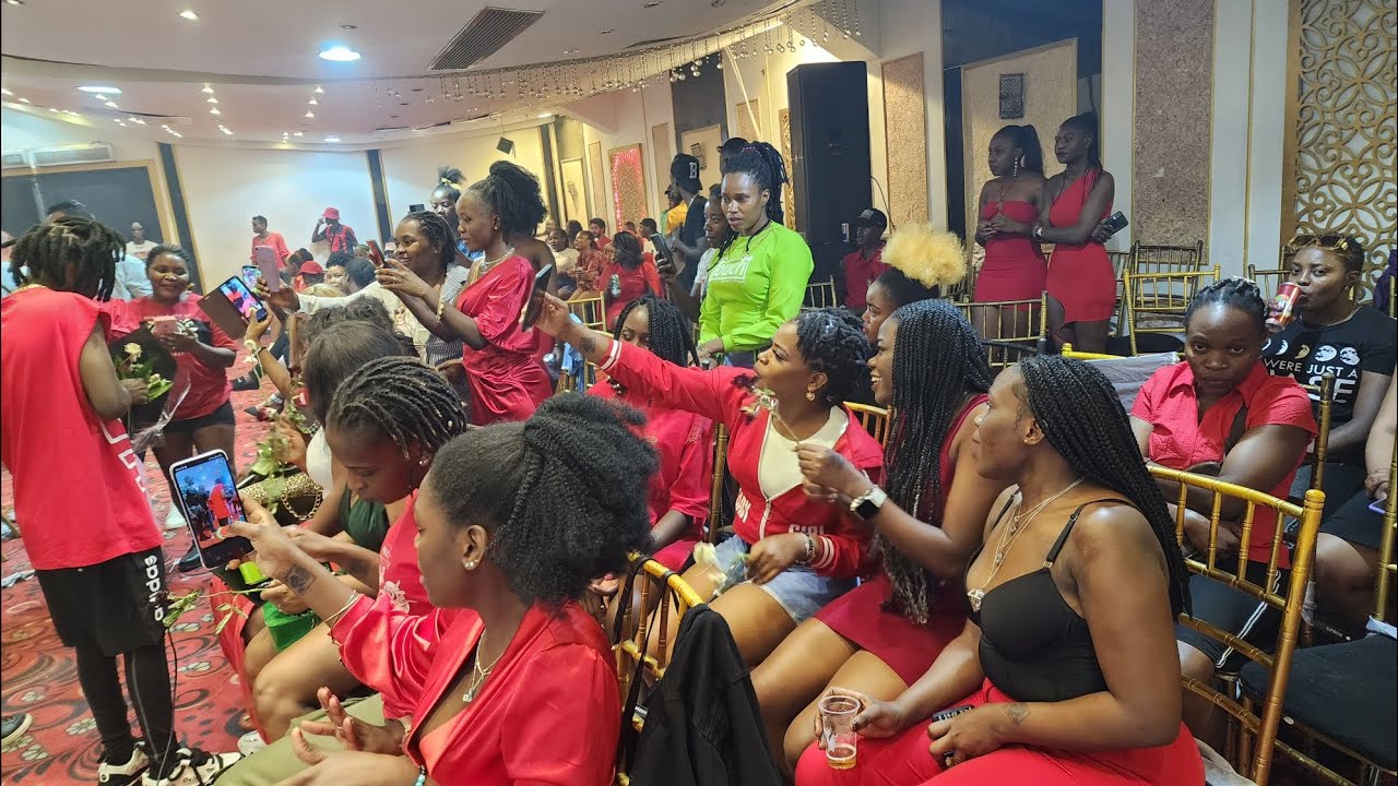 Victor Ruz Kyakoze JIPRA PROM 🔥🔥🥰 - YouTube