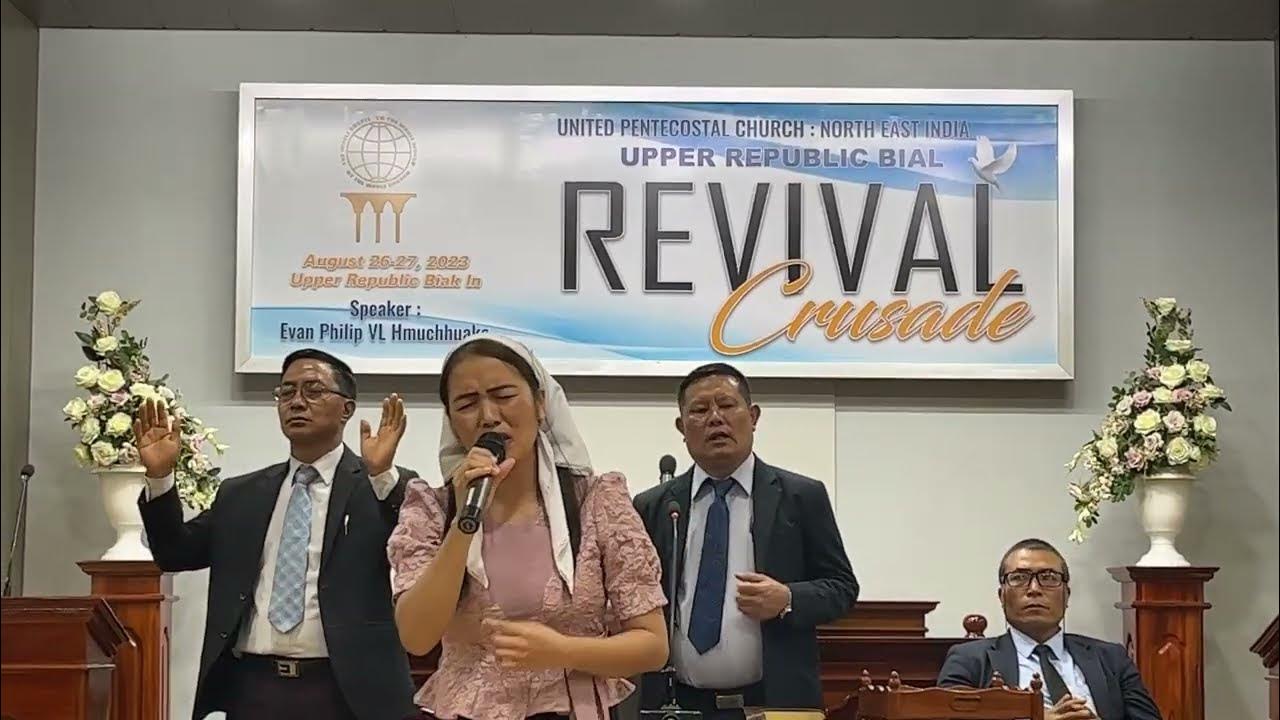 Sis. Lalhriatchhungi - Ka phatsan phal tawh lo ang - YouTube