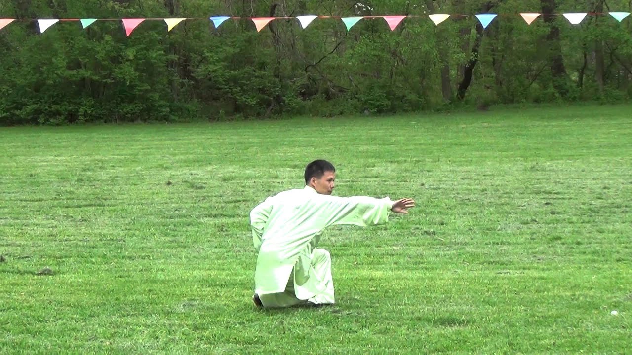 Master Lin, RuiBin presenting Zhang San Feng Tai Chi. - YouTube