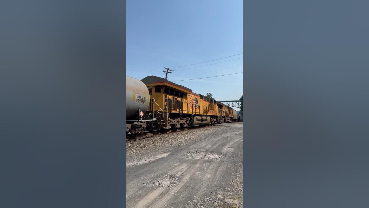 #csx B742 Combo Train Mid DPUs with #UP #2697 and #7974 with that low Rumble at MP-72.5, 6/18 ...