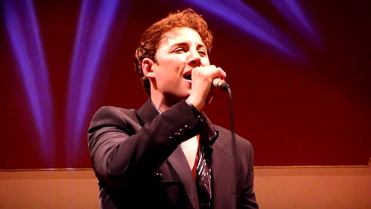 Fady Maalouf - Helpless When She Smiles - YouTube