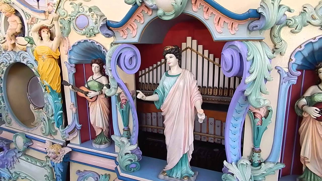 Crescent Park carousel band organ - YouTube