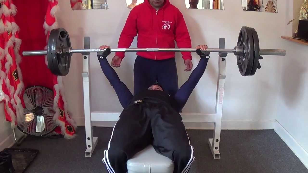 225 lb X 6 Bench Press Training @ 145 lbs - YouTube