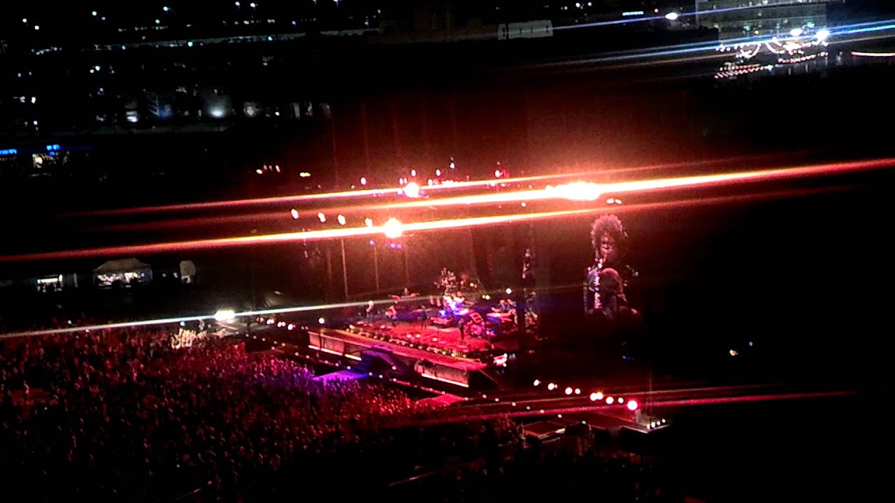 Bruce Springsteen - Spirit in the Night - YouTube