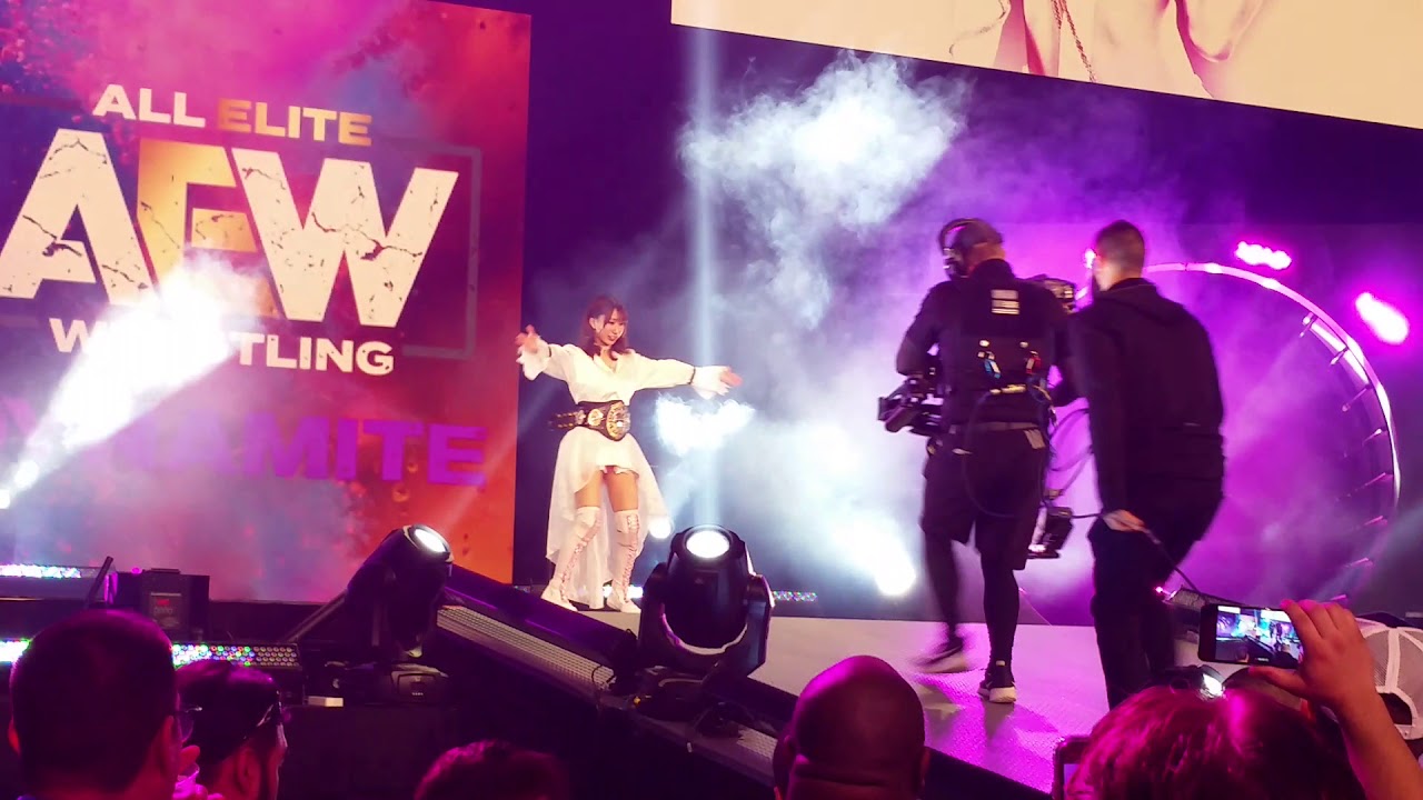 AEW WOMENS CHAMP RIHO'S entrance at AEW DYNAMITE 02/12/2020 - YouTube