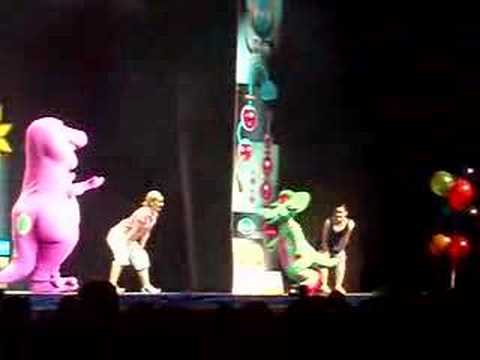 Barney Concert - YouTube
