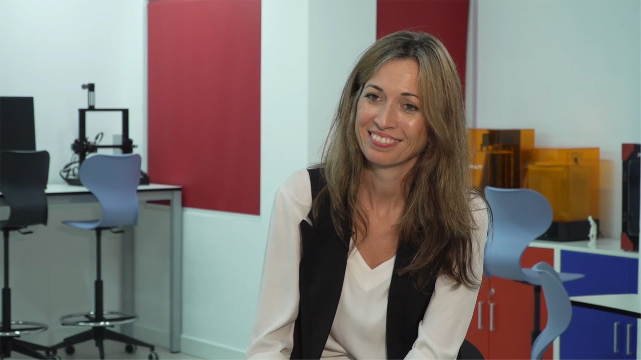 CONOCE A PILAR VILLAREAL | Vicedirectora del IES Mar de Cádiz - YouTube