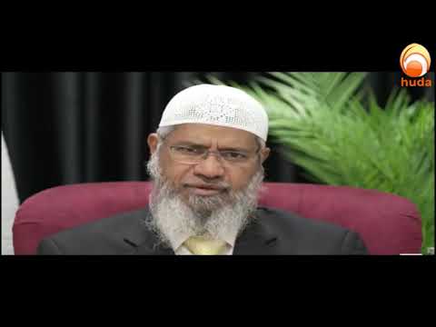 Carrying the quran or phone while praying Taraweeh Dr Zakir Naik #HUDATV