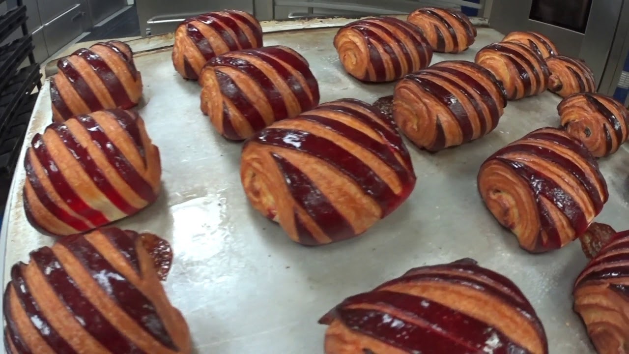 Raspberry croissants - YouTube