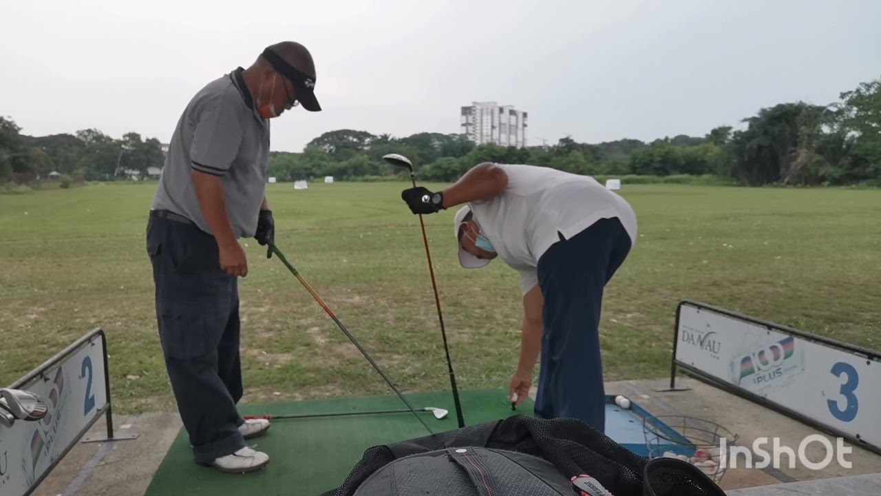 Driving range UKM Danau, nak pukul bola golf sampai 200 metres kena ...