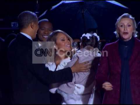 NATL XMAS TREE LIGHTING-OBAMA DANCES W ELF - YouTube