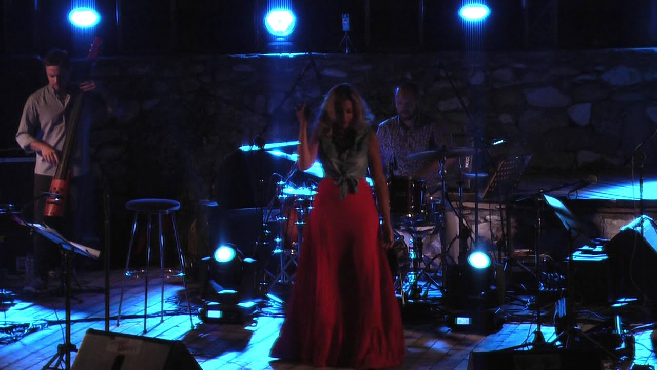 Αράξτε+απολαύστε ΝΑΤΑΣΣΑ ΜΠΟΦΙΛΙΟΥ live(1)@ΦΑΡΑΓΓΙ ΠΕΤΡΟΥΣΑΣ 27/8/15 ...