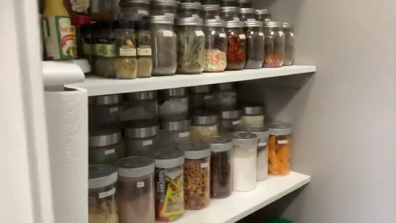 Pantry tour - YouTube