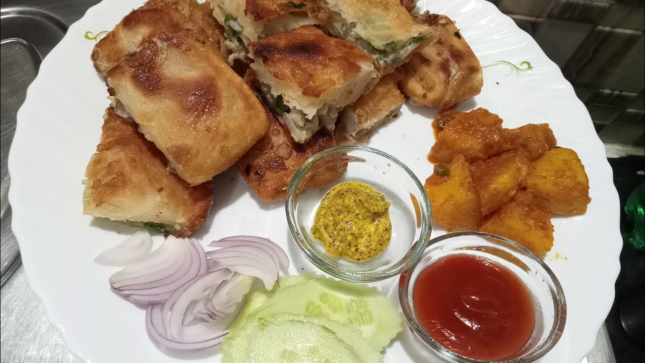 Moglai porota recipe Bengali style | very popular Street food moglai ...