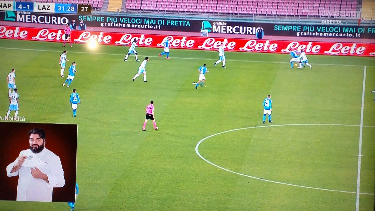 TIFOSO INSULTA SKY NAPOLI LAZIO "PEZZI DI MERDA" - YouTube