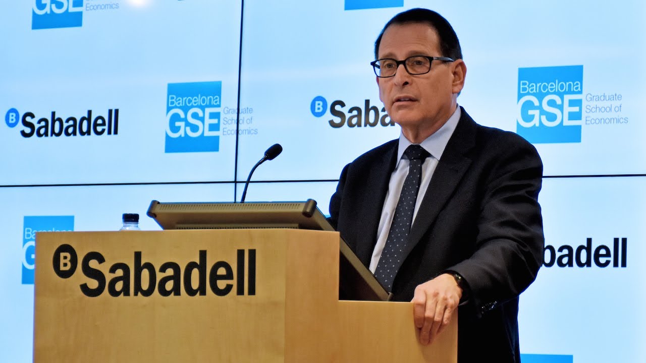 Martin Eichenbaum (Northwestern) - Barcelona GSE Lecture - YouTube