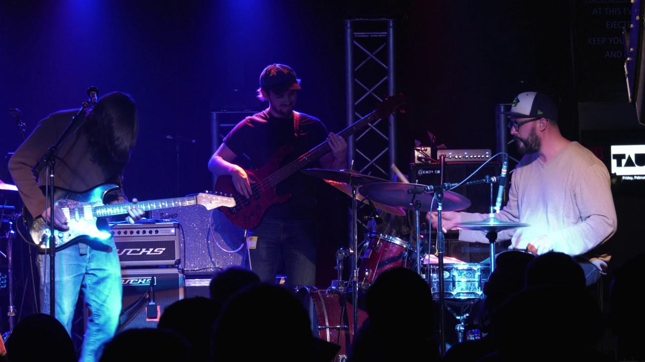 Jam Excerpt- Rob Compa Trio, Live at Brighton Music Hall, 2/1/19 - YouTube