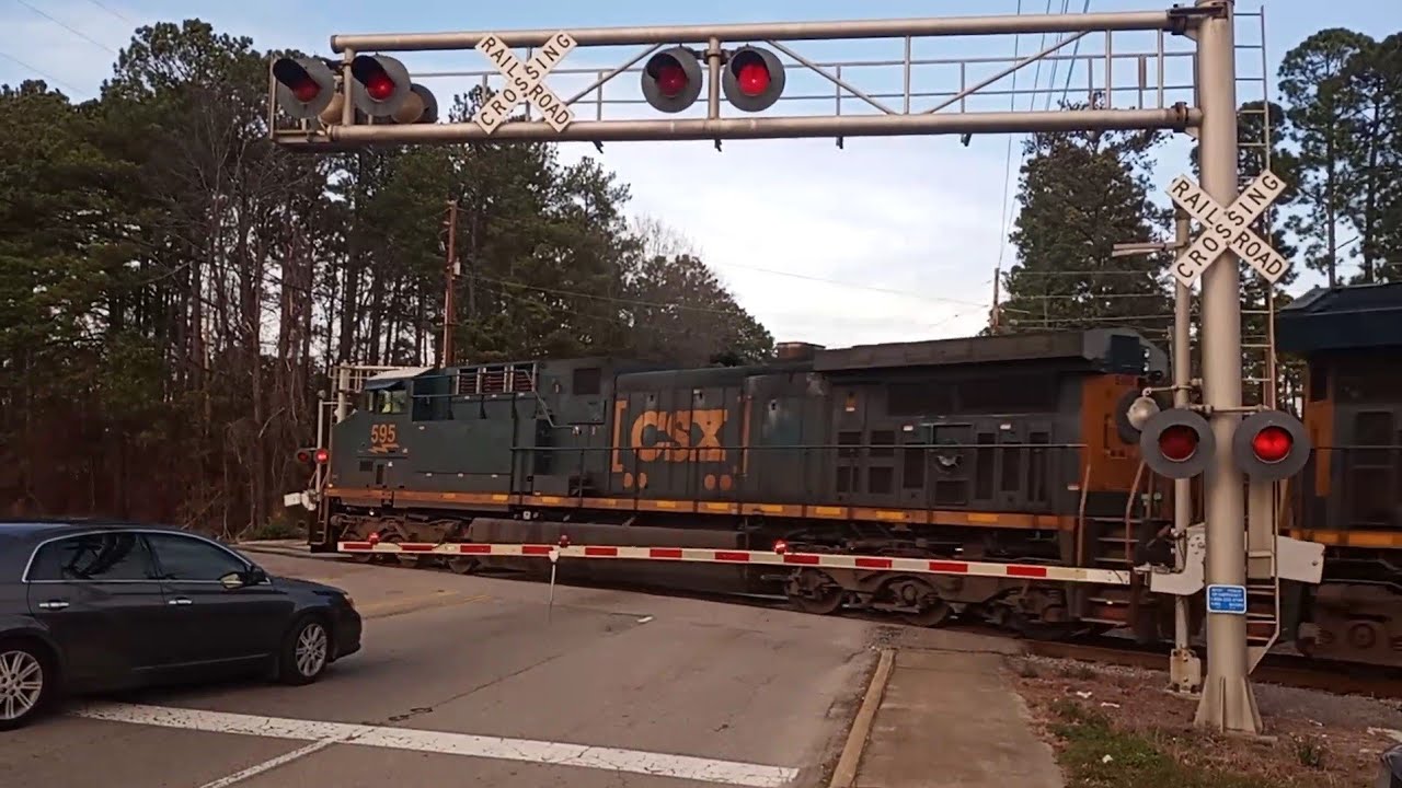 CSXT 595(K5LLA Horn) Leads CSX Train E320 Northbound Through Irmo SC On ...