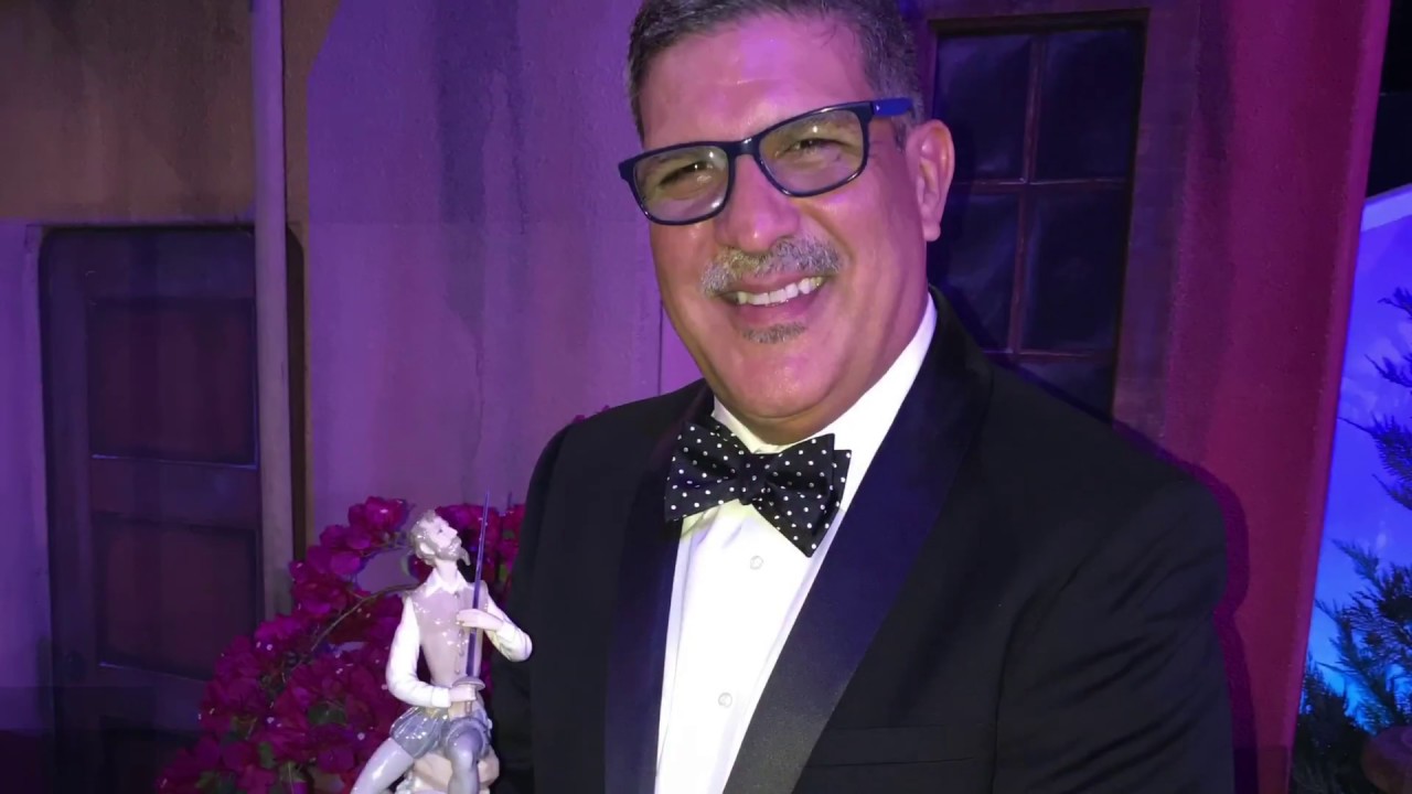 Dr. Al Torres Wins Professional of the Year - YouTube