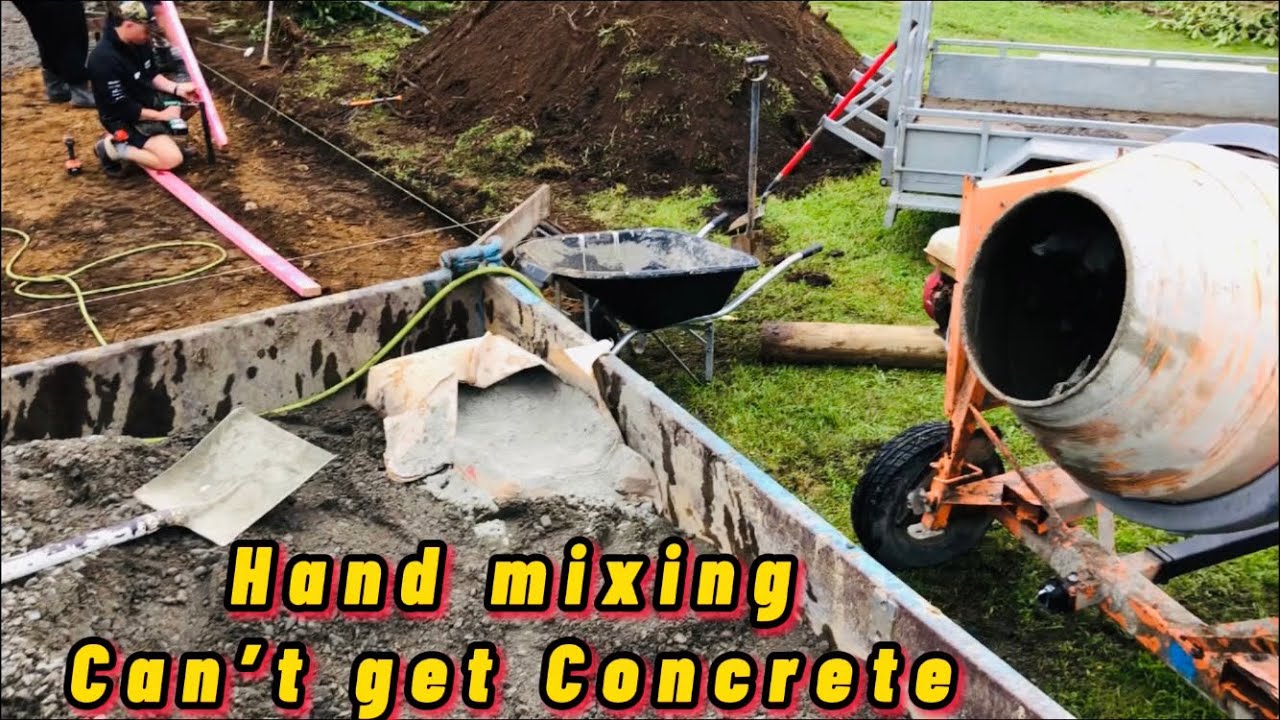Xmas Rush! Struggling To Get Concrete - YouTube