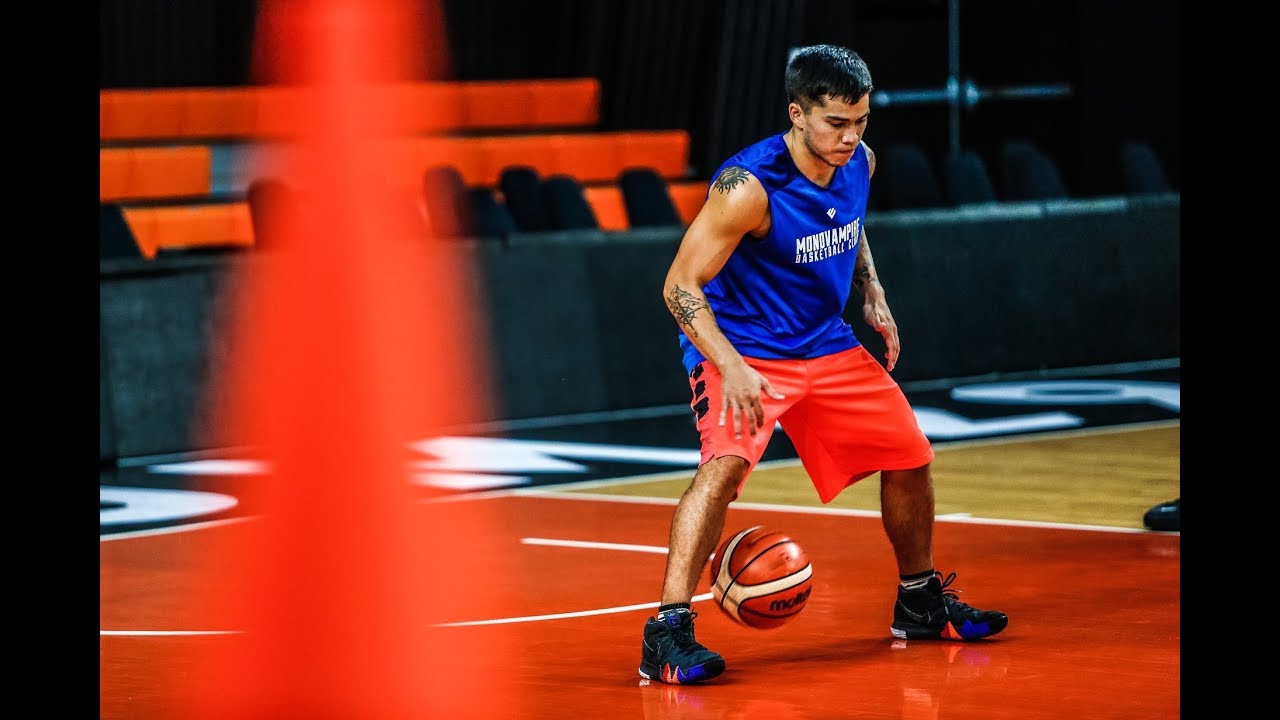 Jason Brickman : Mono Vampire Basketball - YouTube