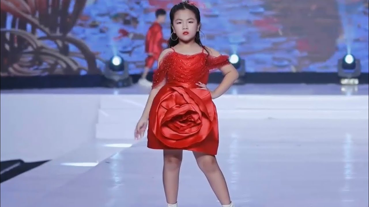 Model kid Thảo Nguyên SHOW MY DREAM 2 - YouTube