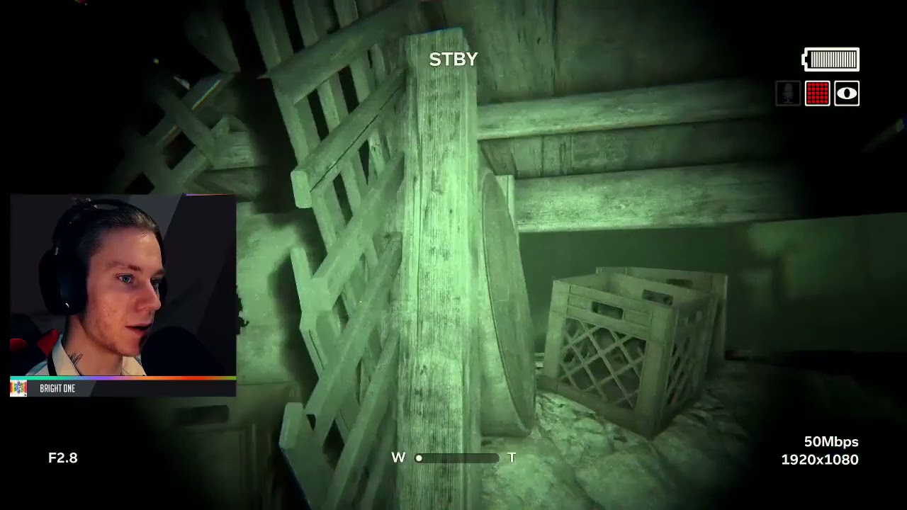When someone creeps up behind you (Jump Scare) - YouTube