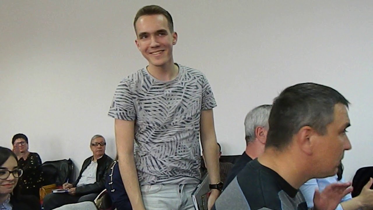 Ionut Caragea despre Cenaclul Prietenii Poeziei - YouTube