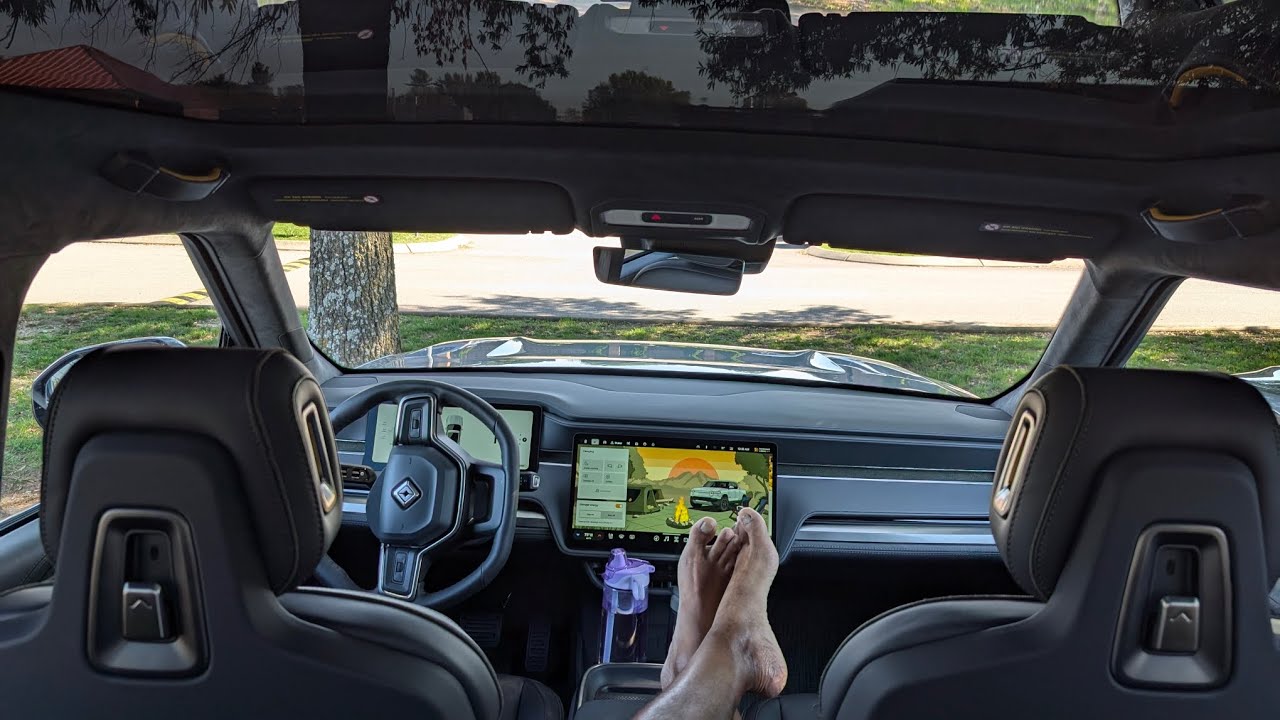 Saturday #Rivian #Nashville events Gen2R1T, R2S, R3X 🤩 - YouTube