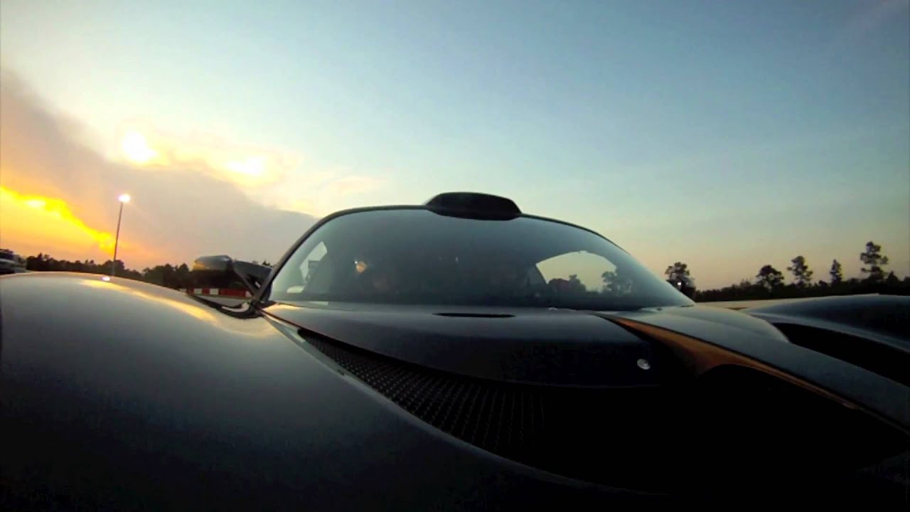 Lotus Exige S (Girls Racing) in HD! - YouTube