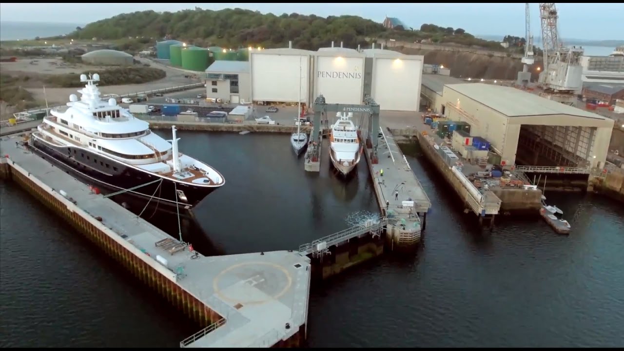 Pendennis: A masterclass in moving yachts - YouTube