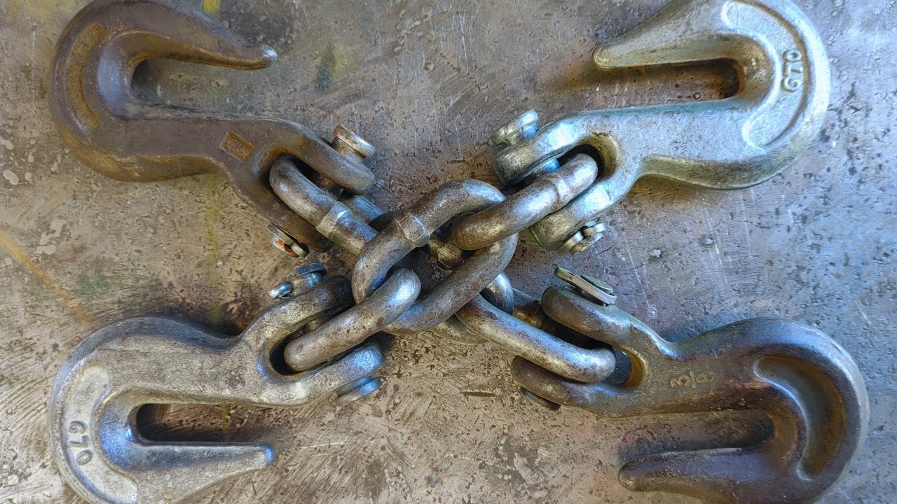 Demonstrating the trick for moving immobile track machines, too good ...